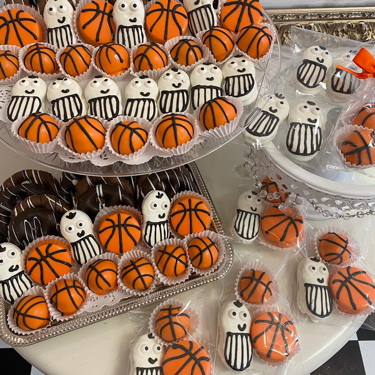 March Madness – The Dessert Ladies