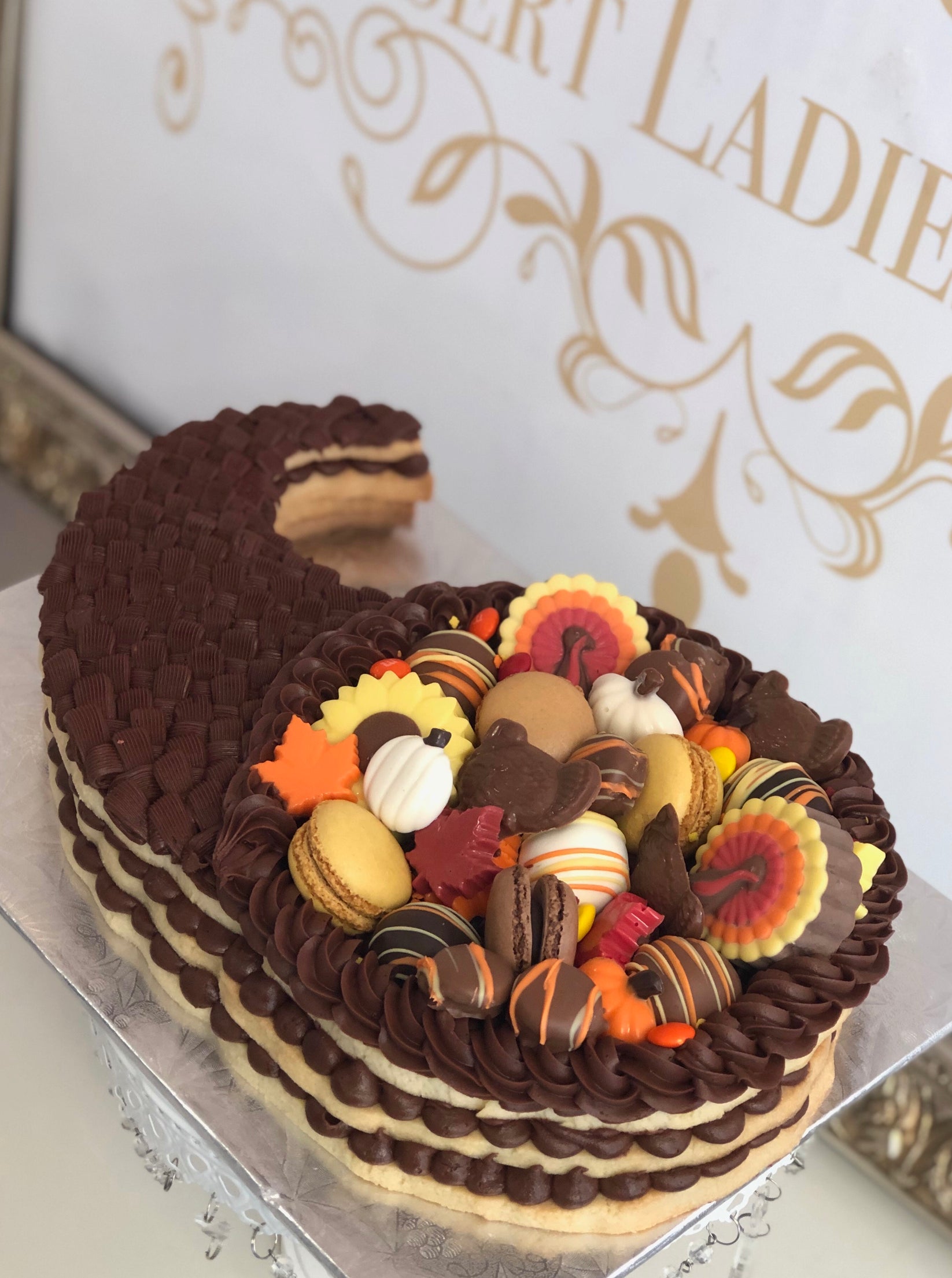 Thanksgiving Cornucopia Cookie Cake – The Dessert Ladies