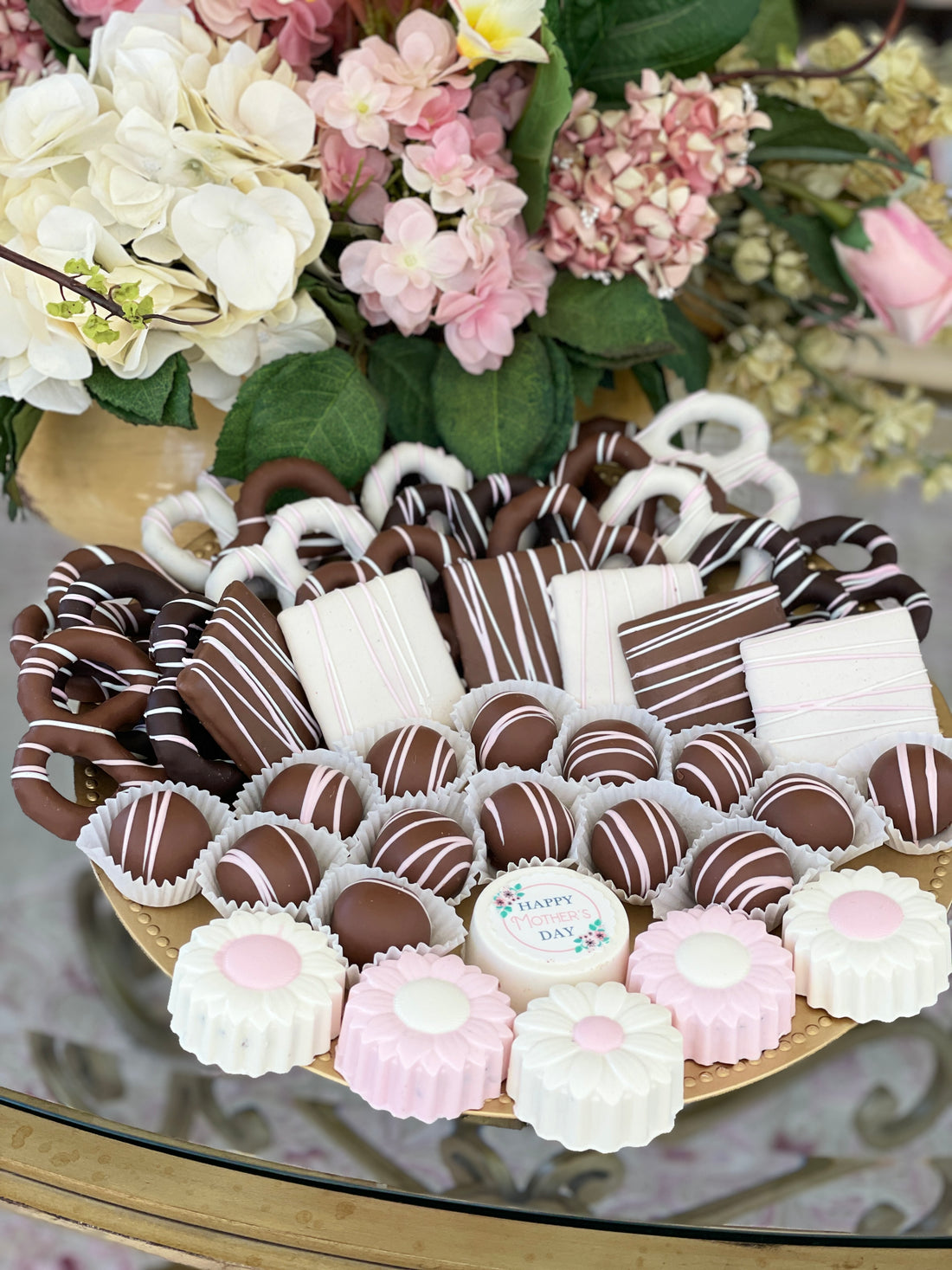 VIP Mother's Day Platter – The Dessert Ladies